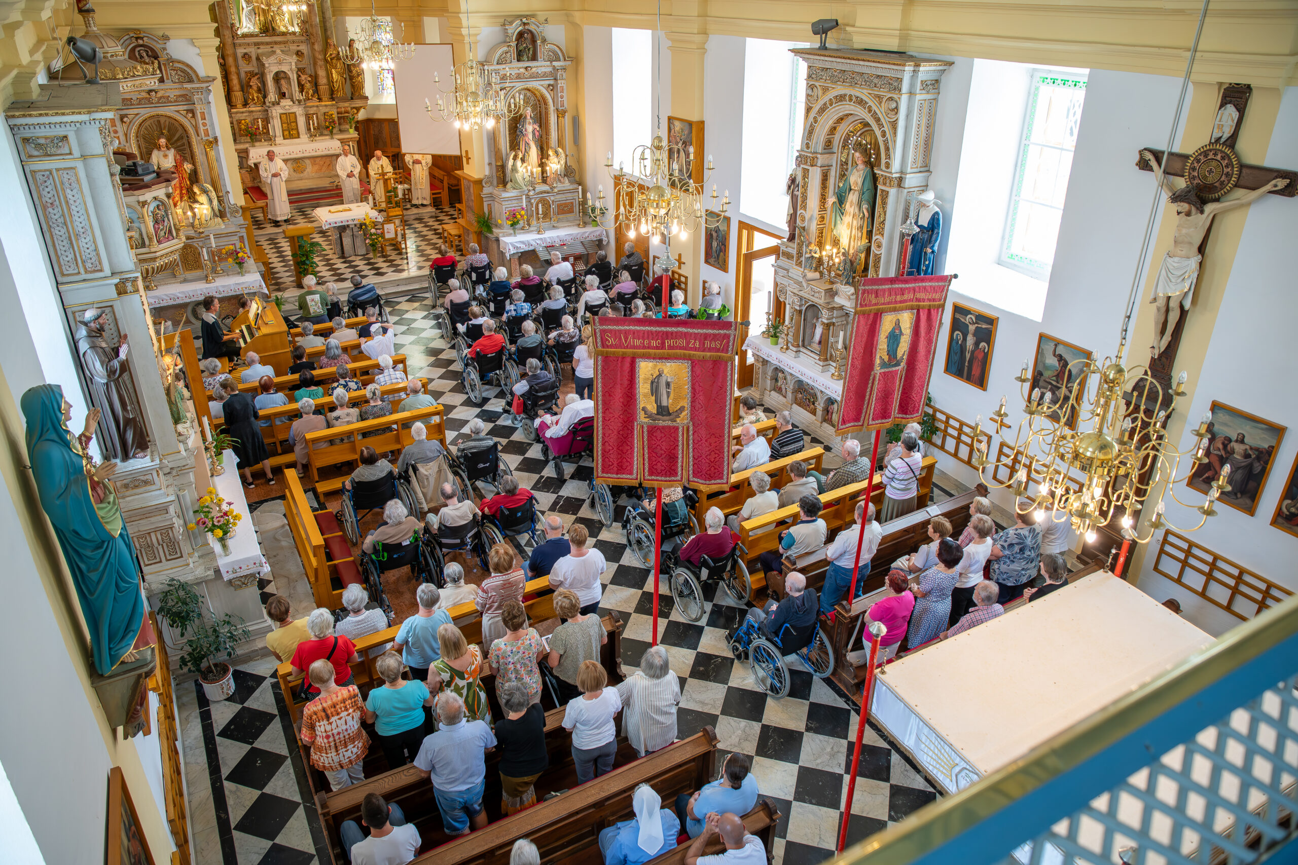 DOM SV. JOŽEF - Misijonska družba - lazaristi